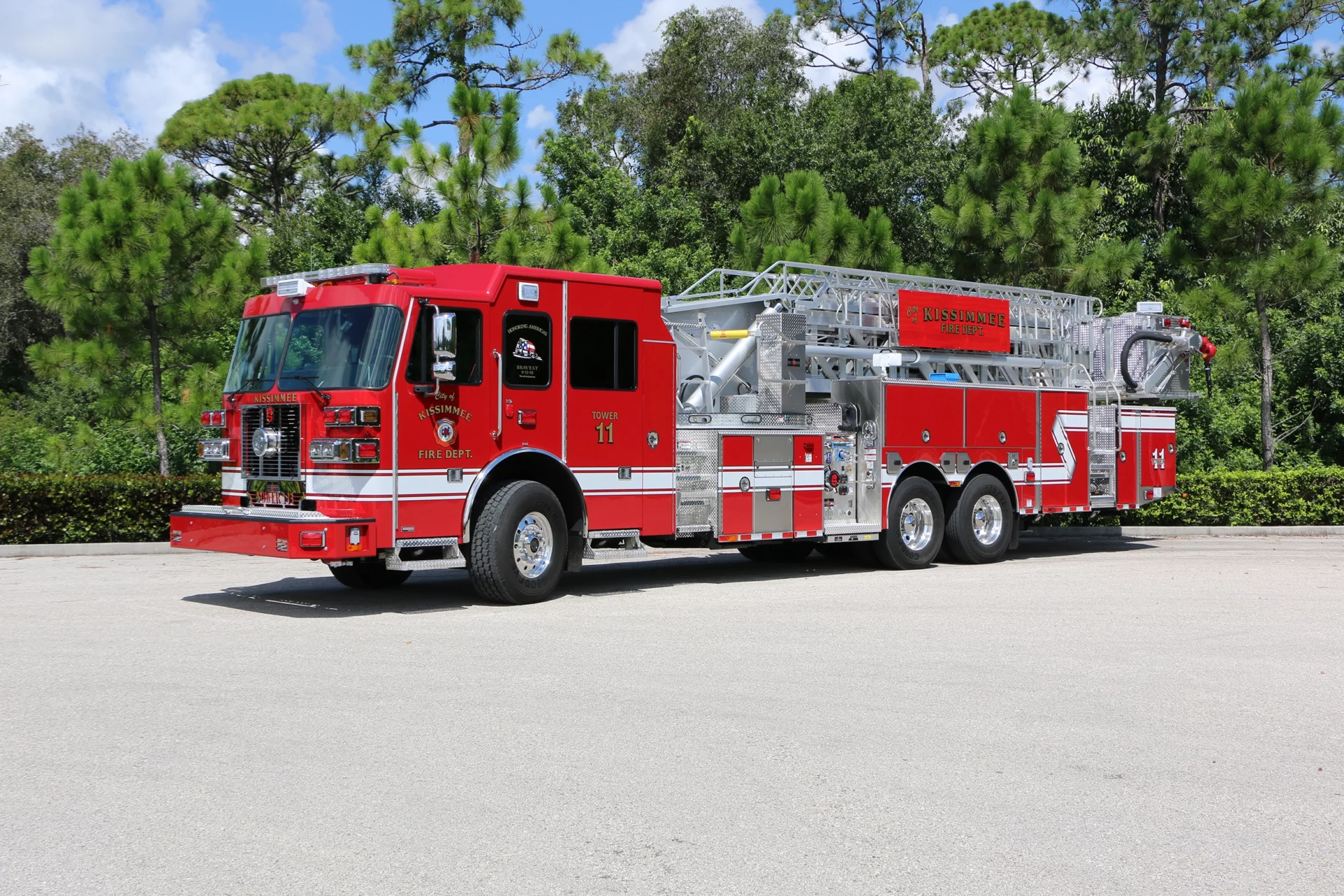 SPH 100 Aerial Platform - Sutphen Fire Trucks