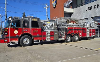 SPH 100 – Jericho Fire Department, NY - Sutphen Fire Trucks