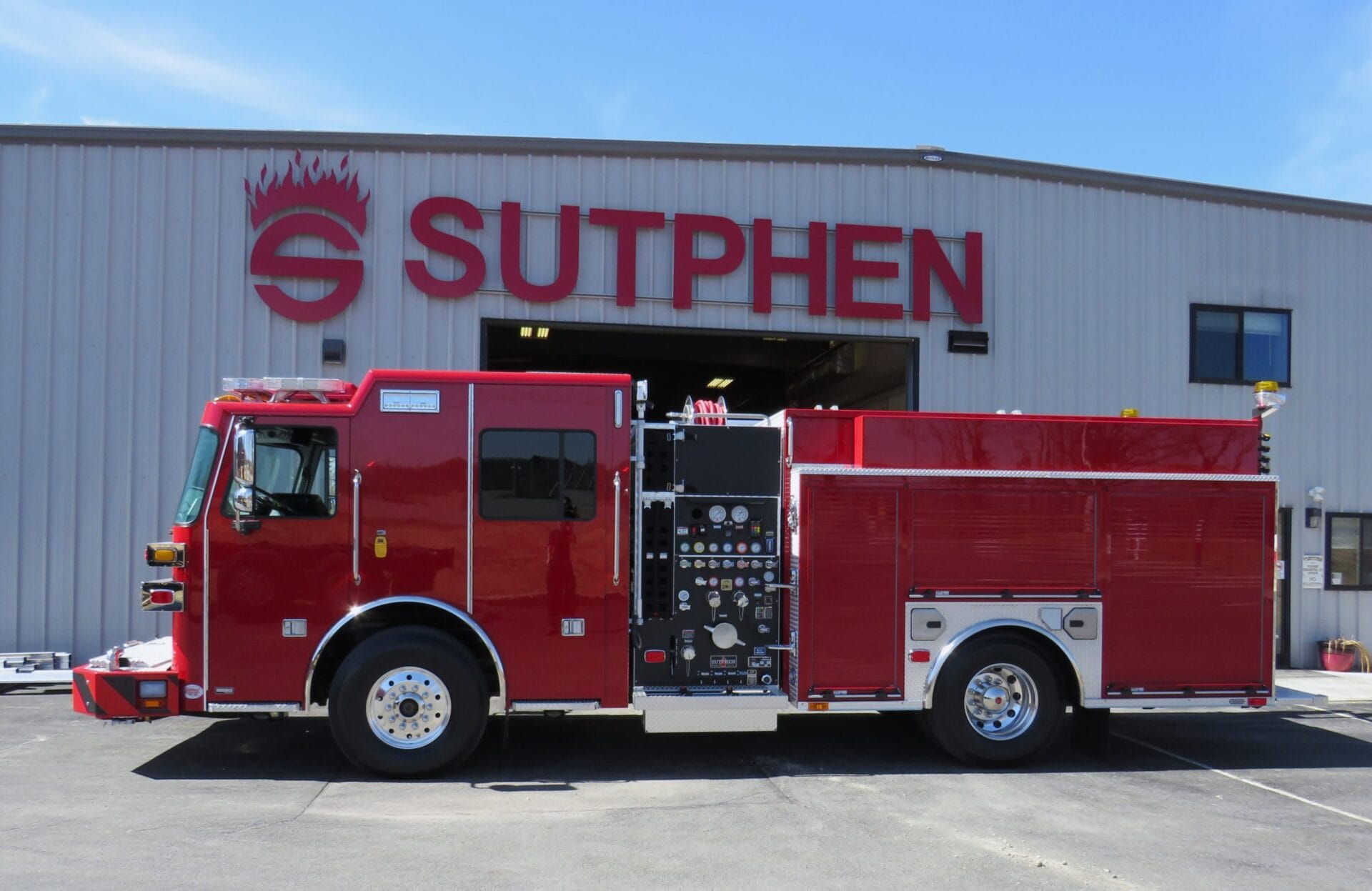 Custom Pumper - Peachtree City Fire Department, GA - Sutphen Fire Trucks